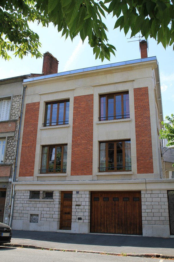 Restauration de façade brique et pierres - Habitat & Traditions